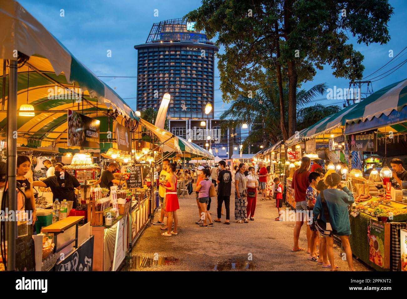 Thailand hua hin food market hi-res stock photography and images - Alamy