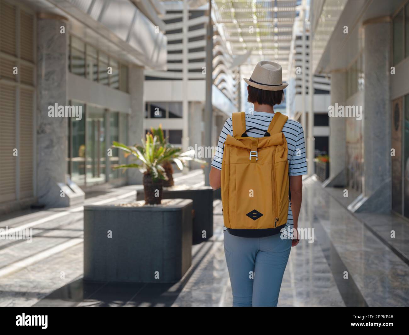 travel to the United Arab Emirates, Happy young asian female traveler ...