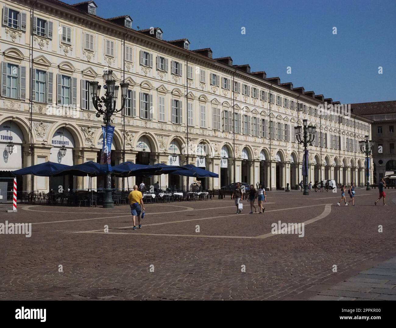 Piazza San Carlo square in Turin Stock Photo - Alamy