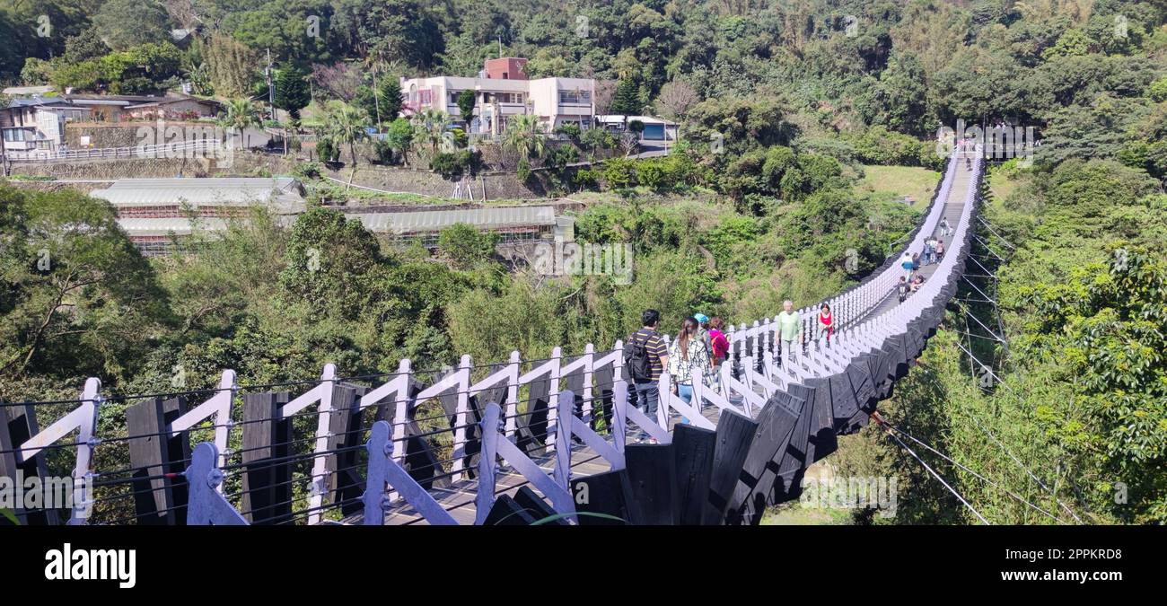 Baishi Lake Suspension Bridge, Taipei City, Taiwan Stock Photo - Alamy