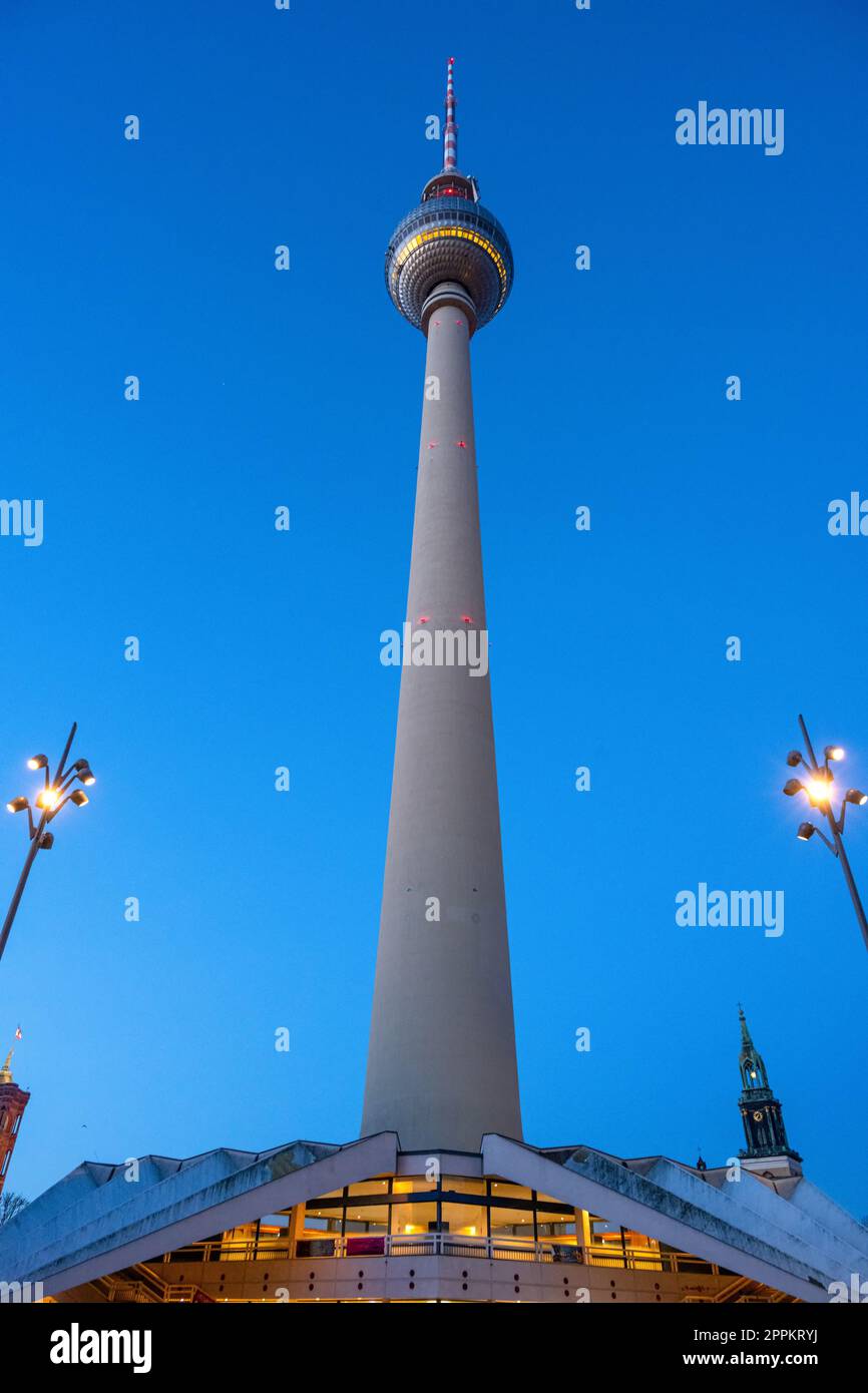 City skyline dusk berlin television tower center hi-res stock ...