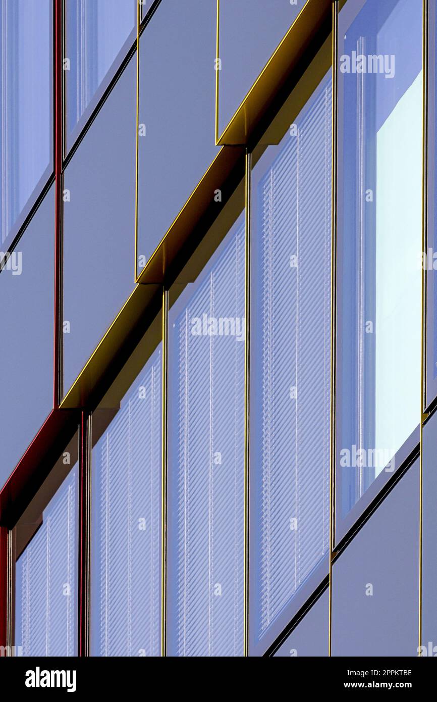 Elegant building design hi-res stock photography and images - Alamy