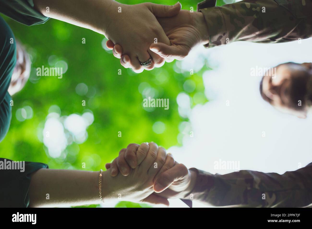 Vertical close up male hands hi-res stock photography and images - Alamy