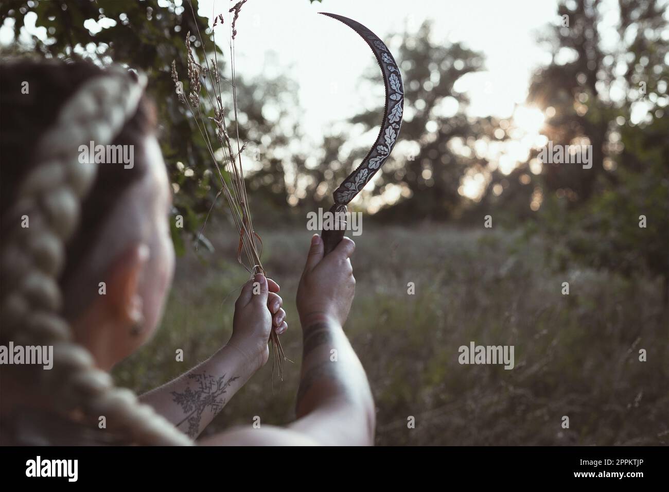 Rear view close up female hi-res stock photography and images - Alamy