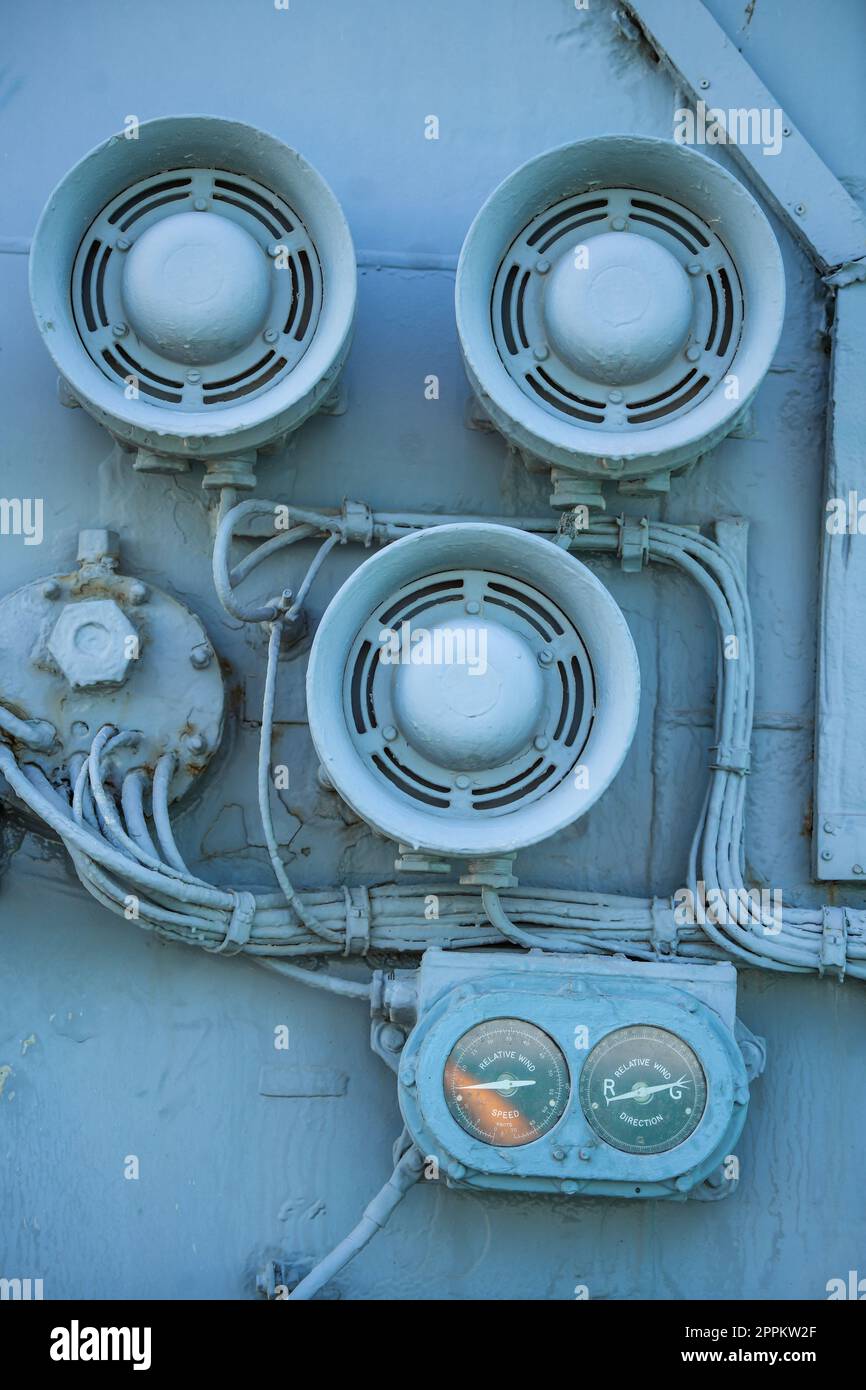 Loud speaker military hi-res stock photography and images - Alamy