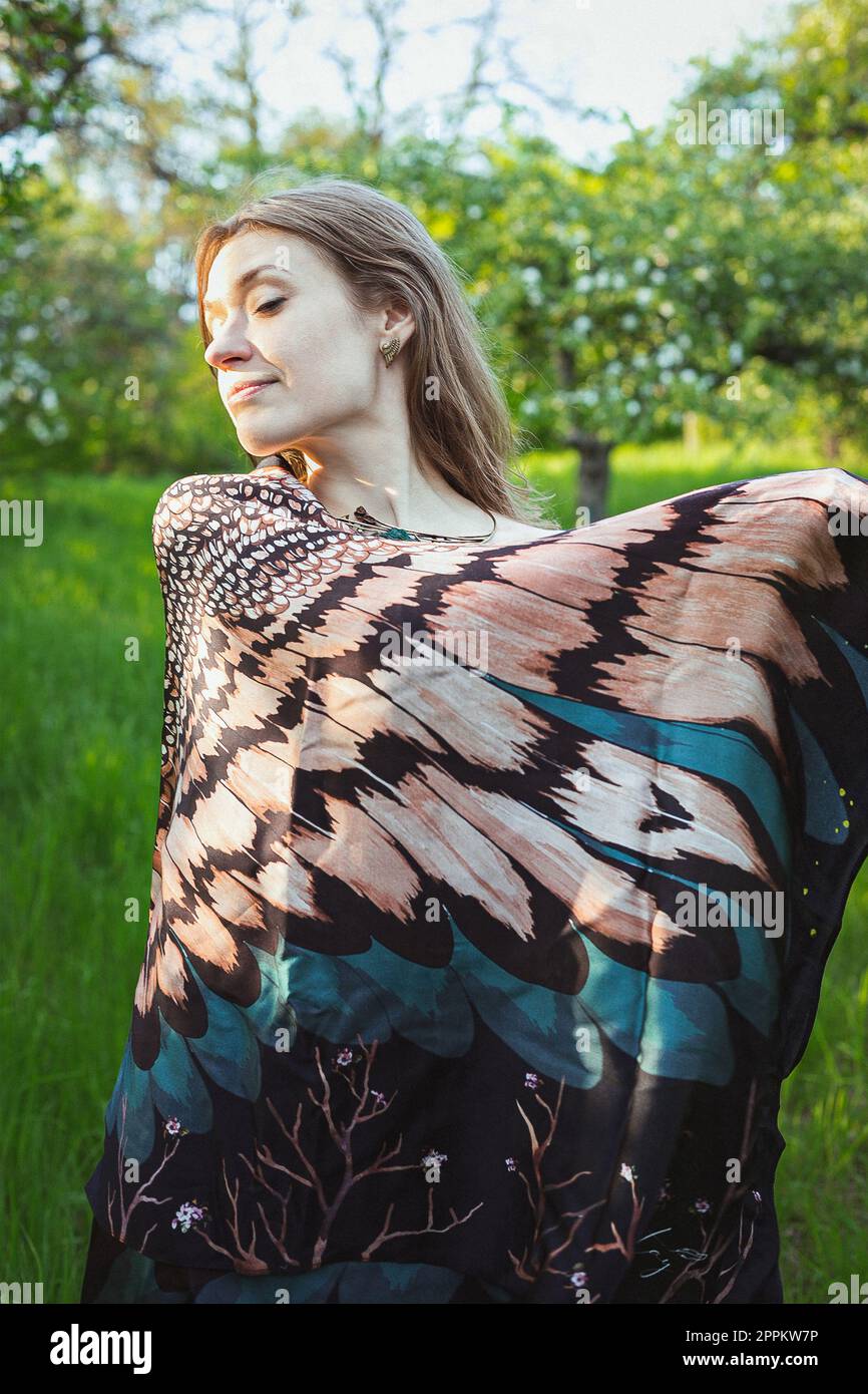 Feathered scarf hi-res stock photography and images - Alamy