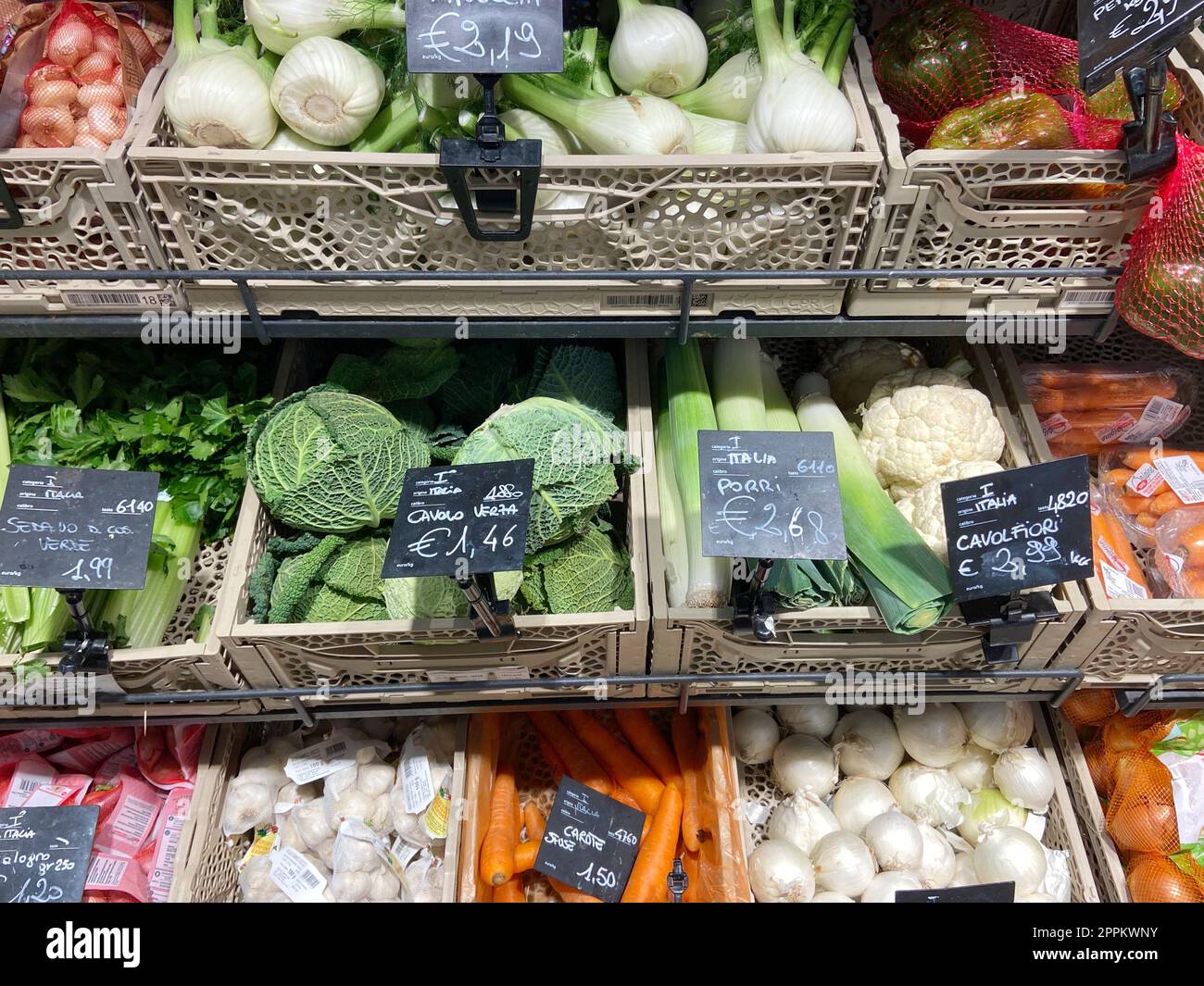 Various fresh vegetables in hi-res stock photography and images - Alamy