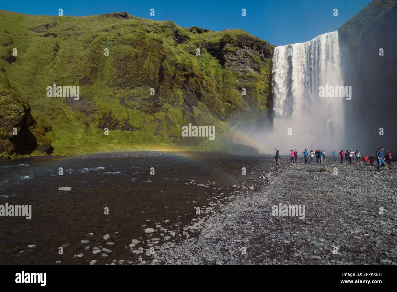 Waterfall and cliff hi-res stock photography and images - Alamy