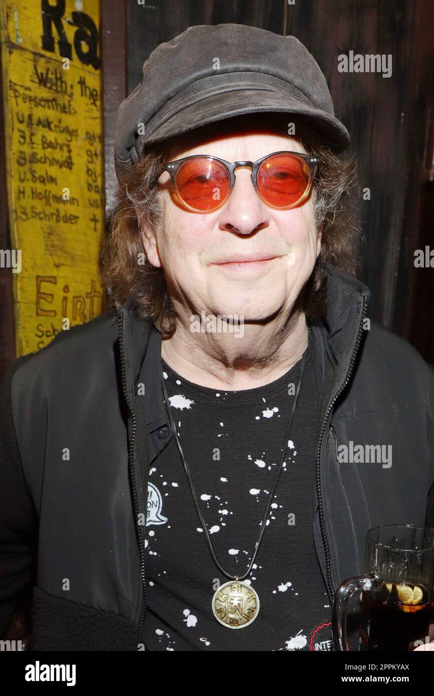 Die jacques hi-res stock photography and images - Alamy