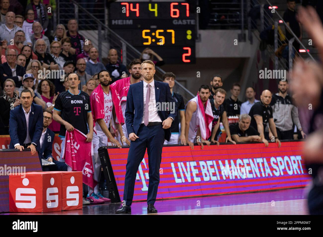 Zach williams 2023 hi-res stock photography and images - Alamy