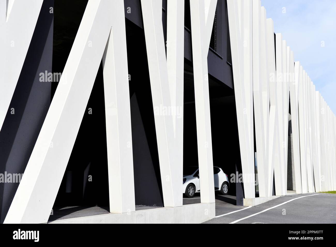 Single car in a modern parking - France Stock Photo - Alamy