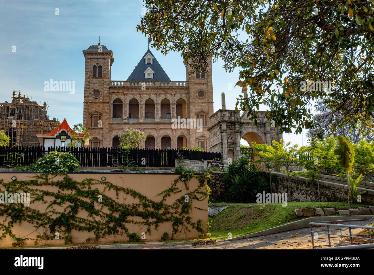 Queens palace antananarivo madagascar hi-res stock photography and ...