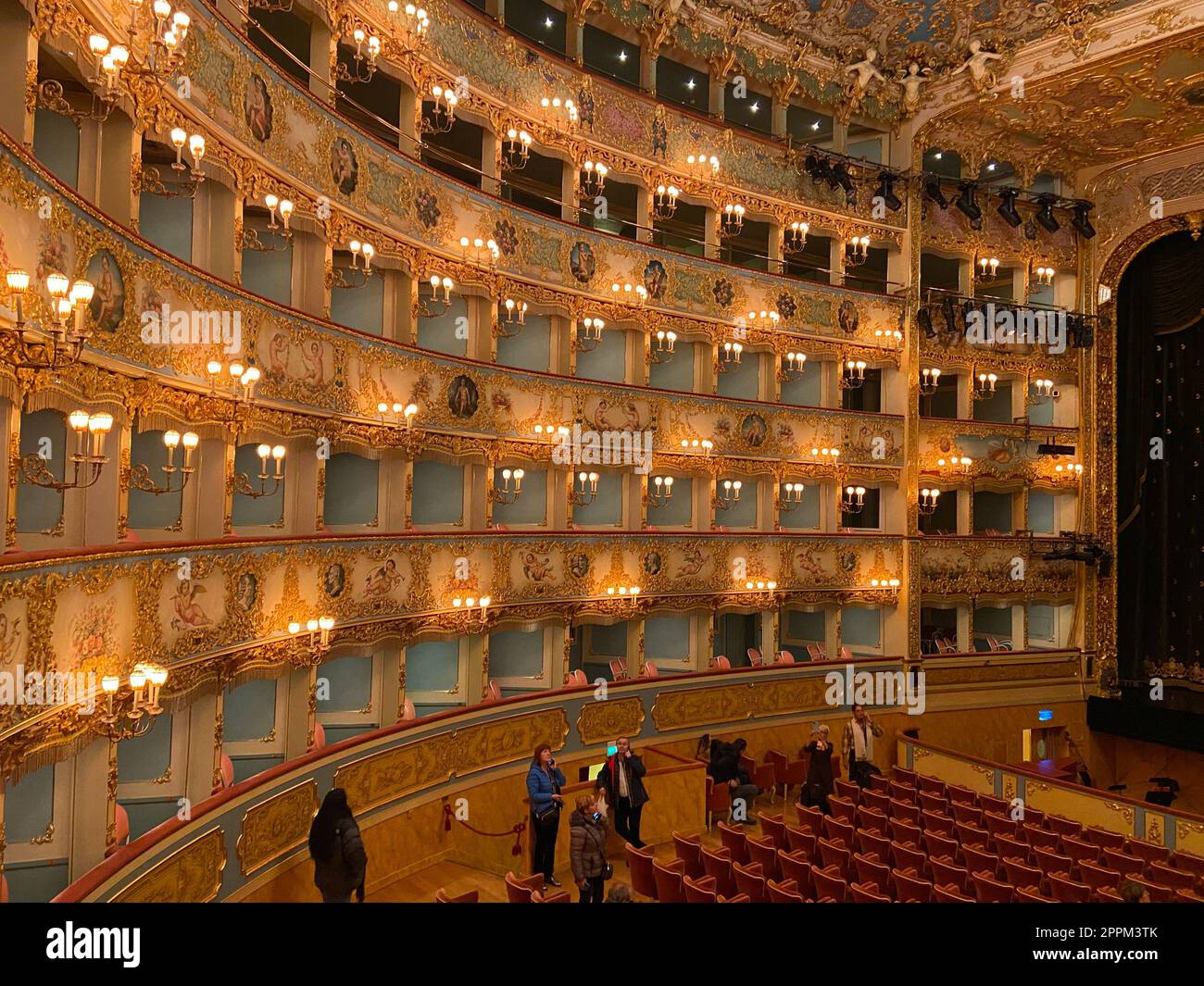 Parterre lodges hi-res stock photography and images - Alamy