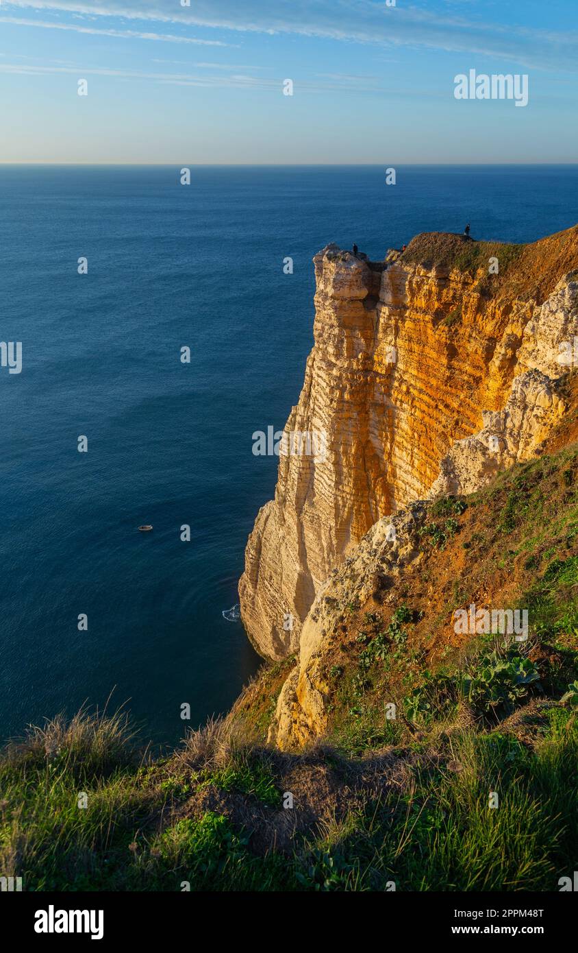 People rest and enjoy the views Stock Photo - Alamy
