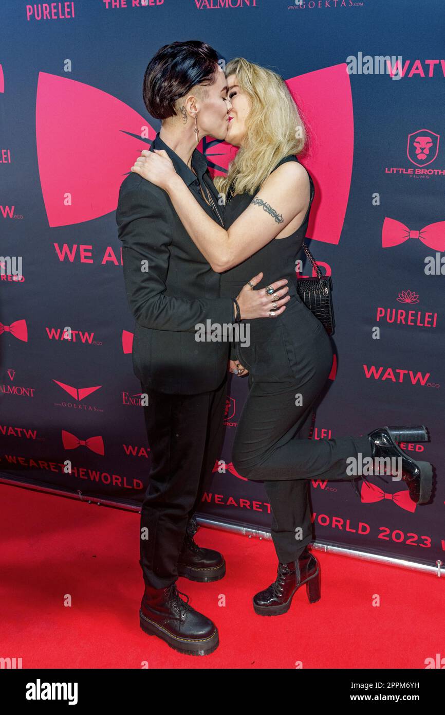 Laura Tashina and Alina Effertz kiss at the We Are The World Gala 2023 ...