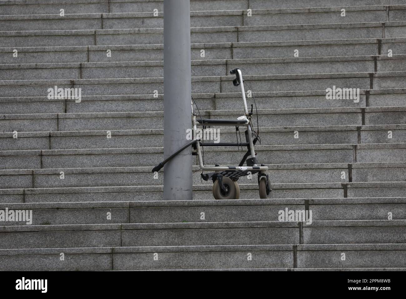 Chained walker on a staircase at Berlin Central Station Stock Photo - Alamy Chained walker on a staircase at Berlin Central Station Stock Photo - Alamy