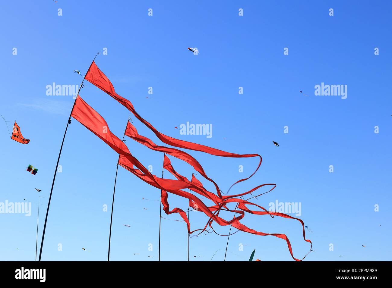 Red flags hi-res stock photography and images - Alamy
