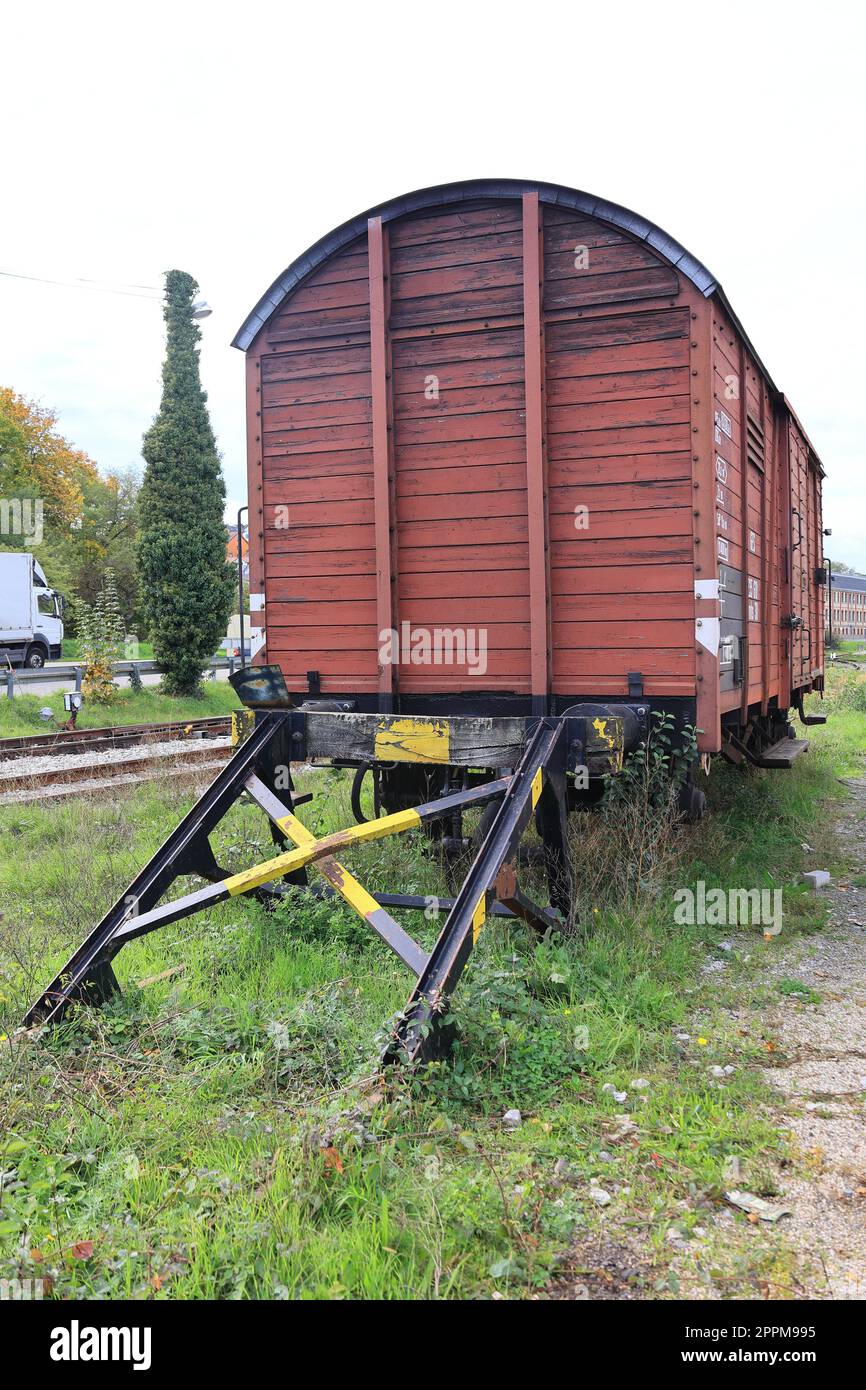 Old buffer stop in Weissach train station Stock Photo - Alamy