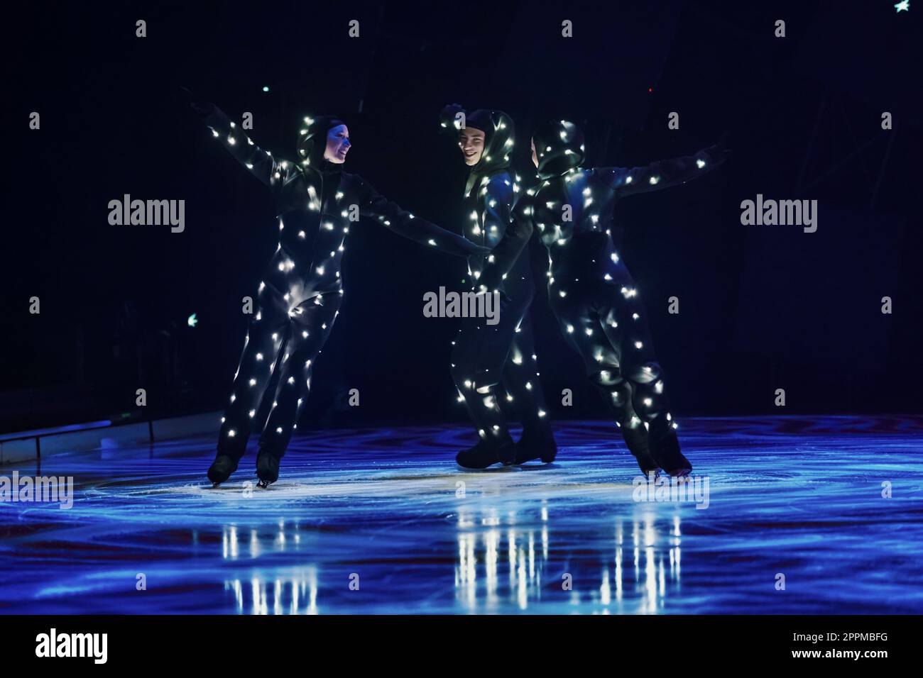 Show pictures of the first performance on 01 March 2023 - Holiday on ...