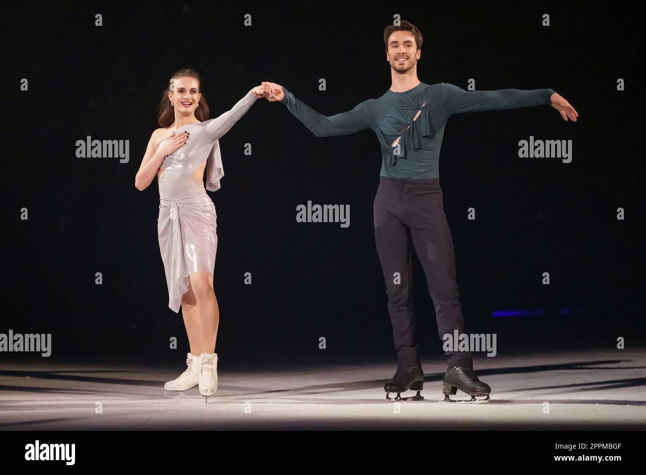 Gabriella Papadakis (2022 Olympic champion in ice dance), Guillaume ...