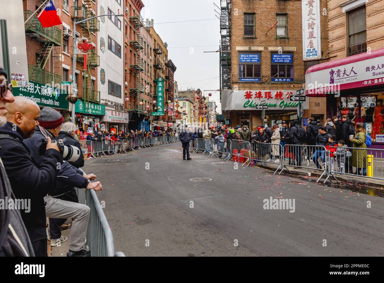 Usa street parade flags hi-res stock photography and images - Alamy