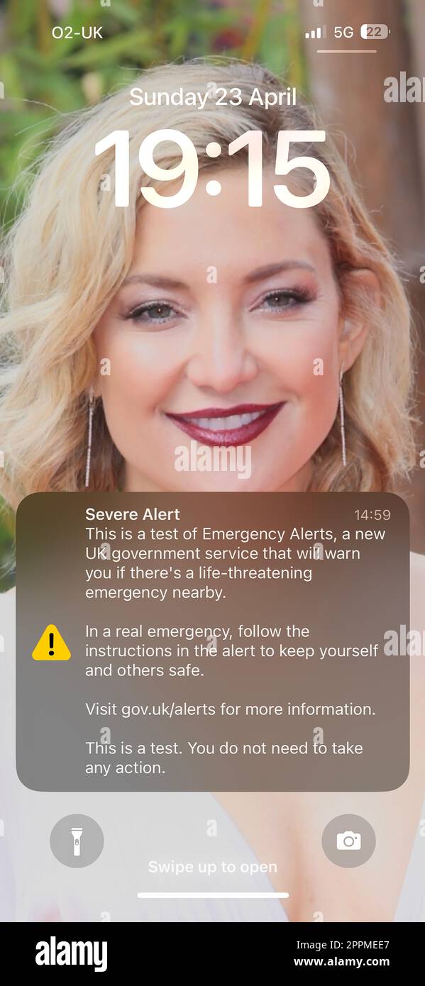 Mobile widget emergency alert hi-res stock photography and images - Alamy