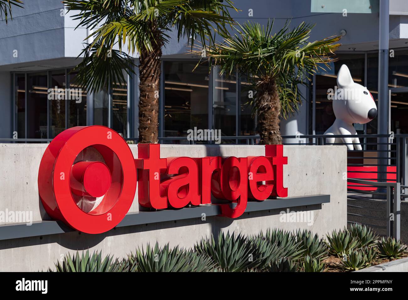 Target supermarket hi-res stock photography and images - Alamy
