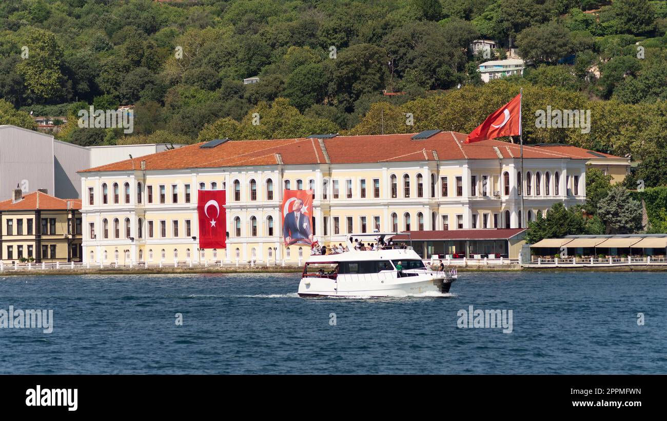 Kabatas erkek lisesi hi-res stock photography and images - Alamy