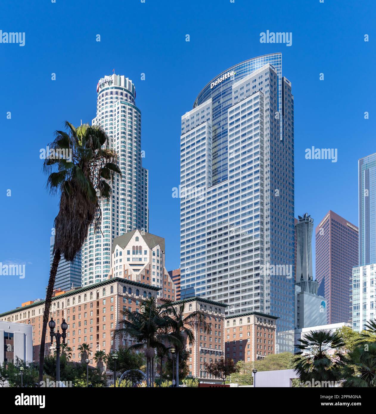 U s bank tower hi-res stock photography and images - Alamy