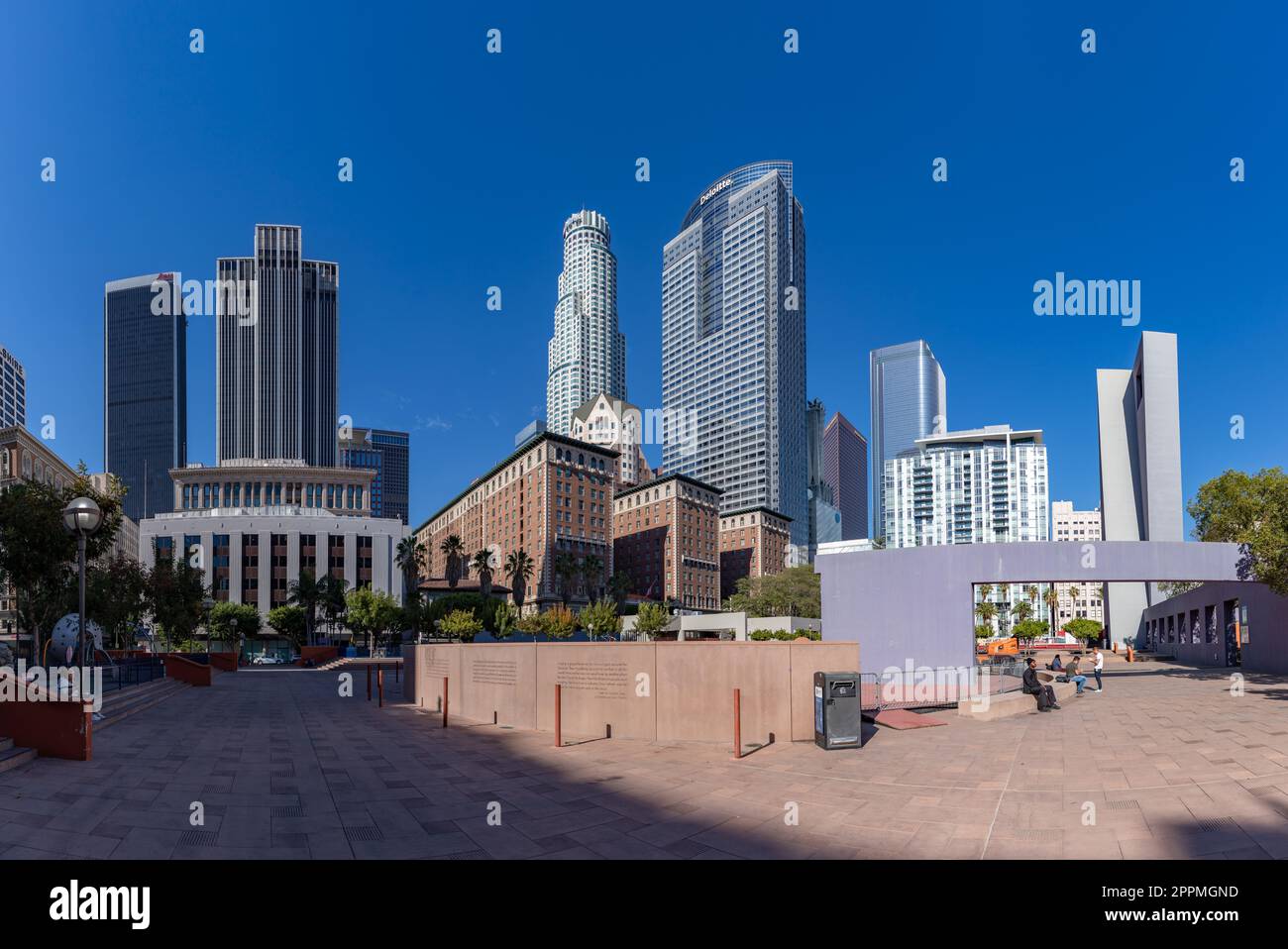 Pershing square hi-res stock photography and images - Alamy