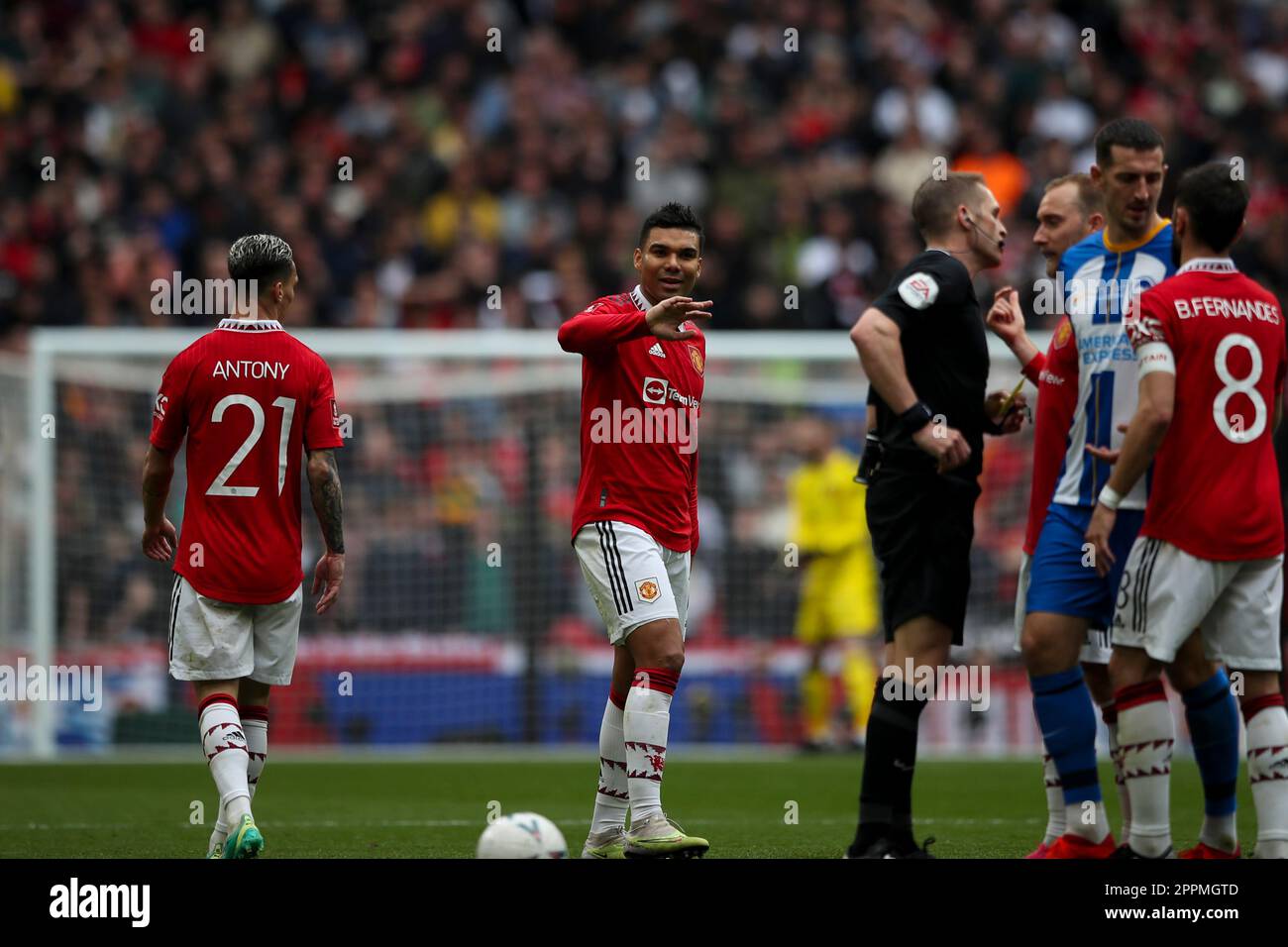Football decision making hi-res stock photography and images - Alamy
