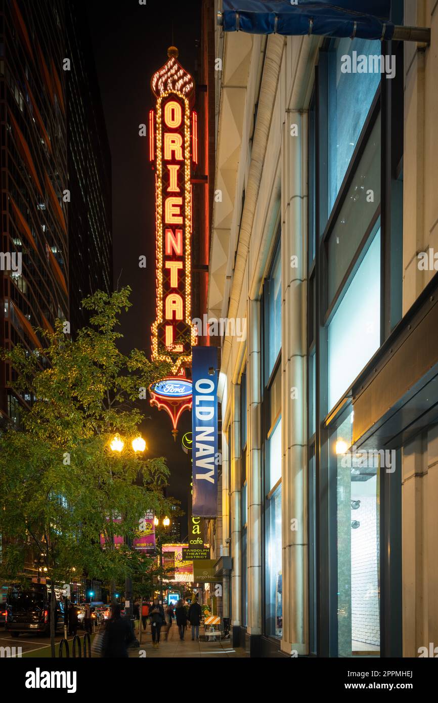 Classic architecture in Chicago Stock Photo - Alamy