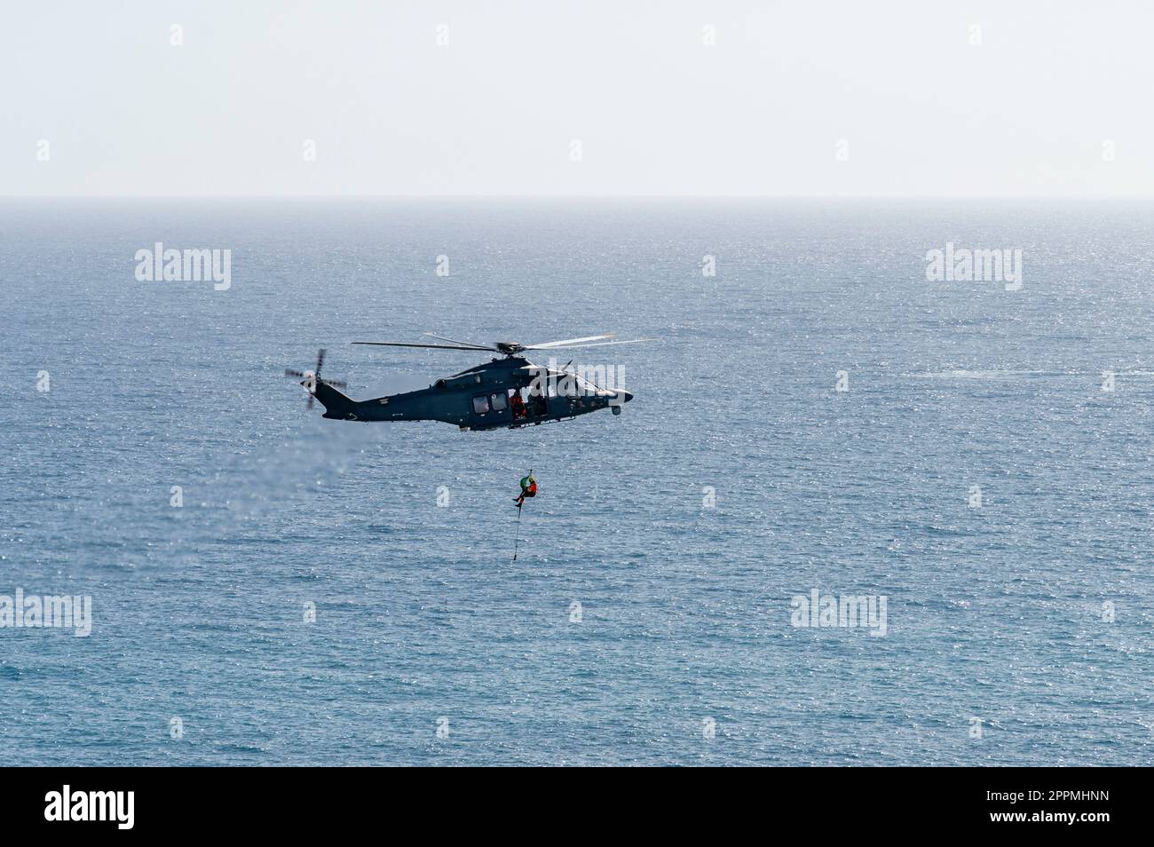 Helicopter rope rescue hi-res stock photography and images - Alamy