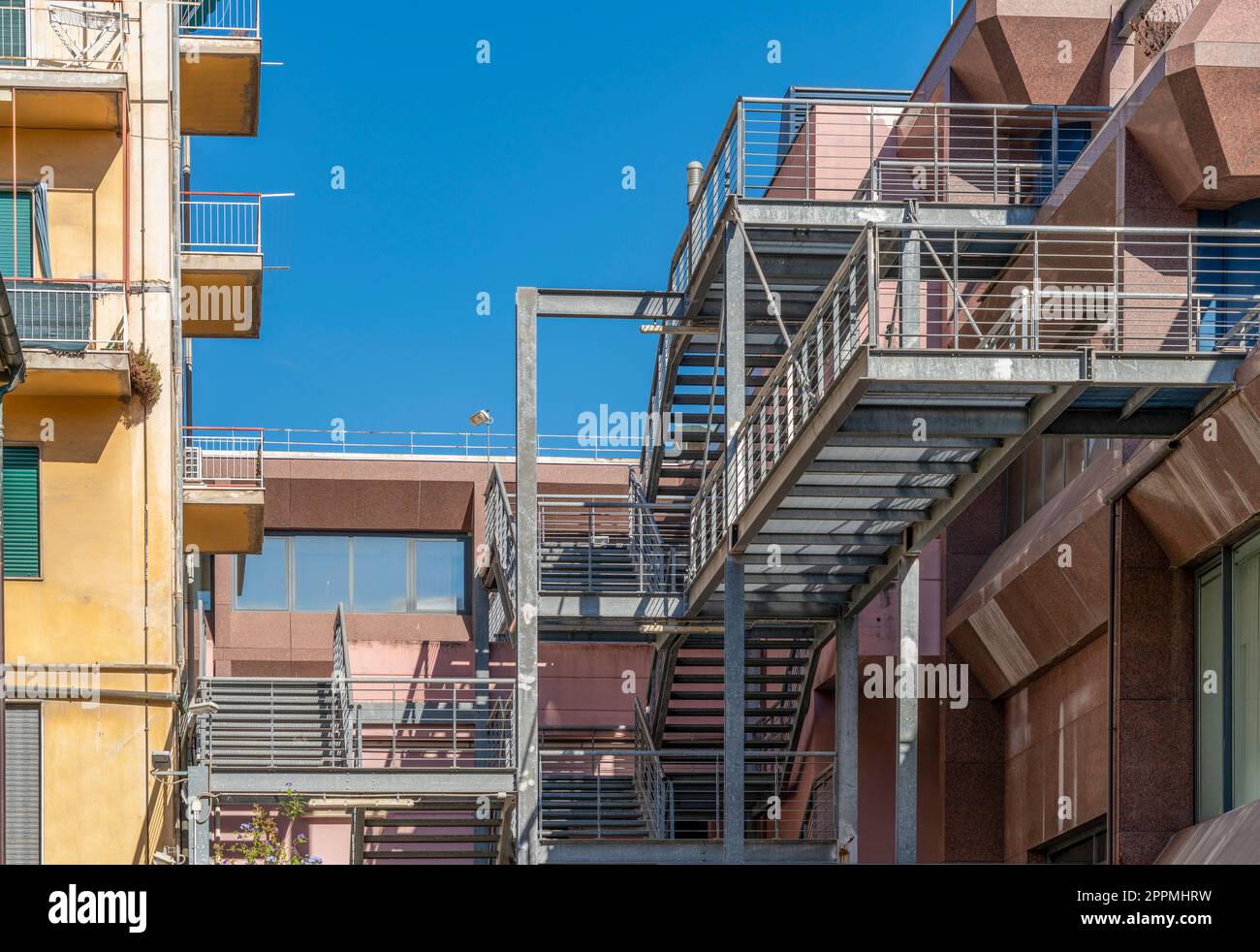 Italy stairs hi-res stock photography and images - Alamy