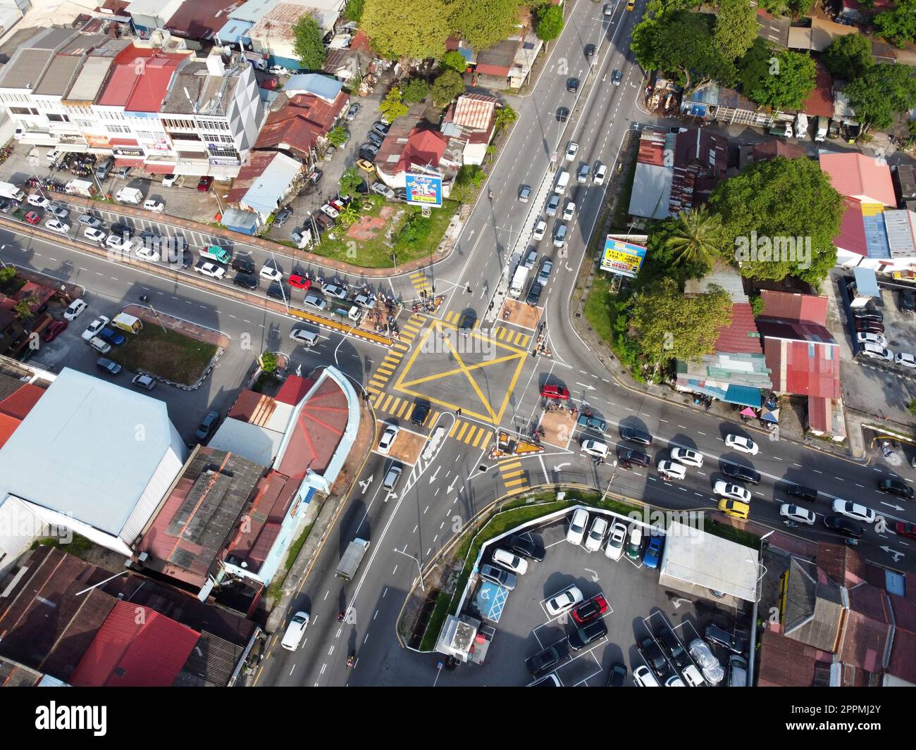 Cross road aerial view hi-res stock photography and images - Alamy