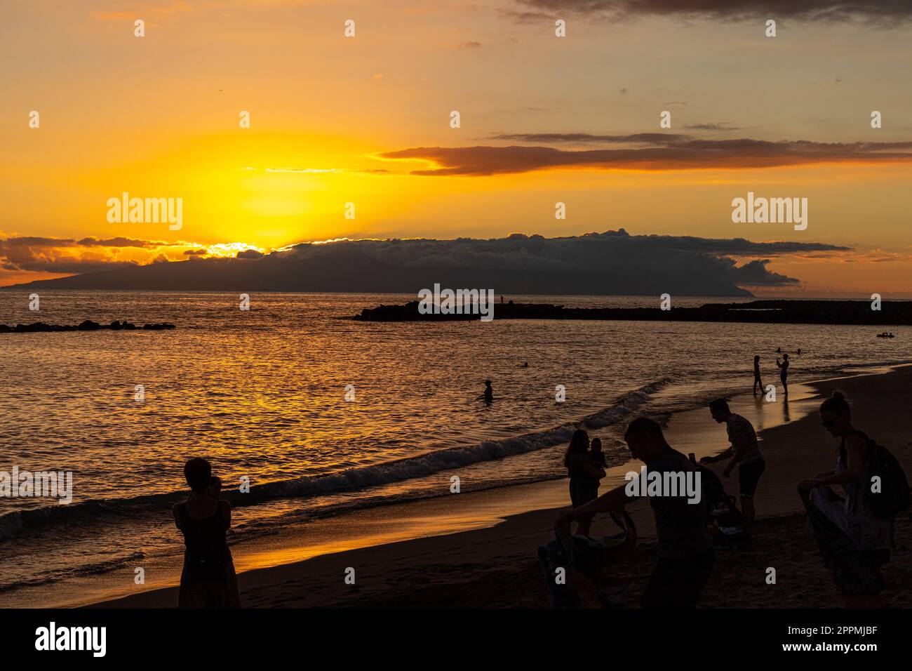 Playa del duque tenerife hi-res stock photography and images - Alamy
