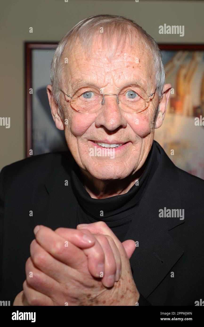 Rolf Becker,Hafentalk,Block Braeu Hamburg Landungsbruecken,12.03.2023 ...