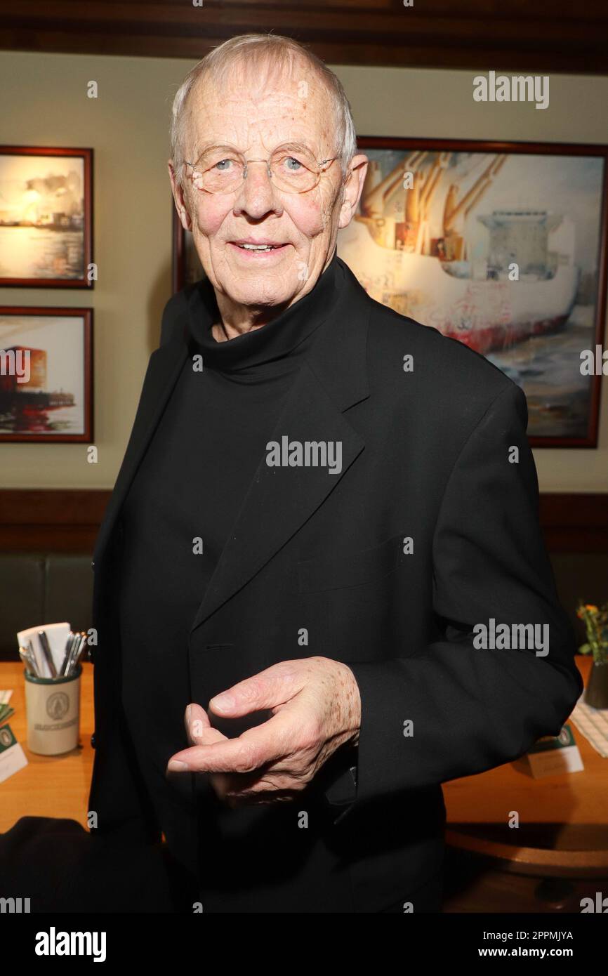 Rolf Becker,Hafentalk,Block Braeu Hamburg Landungsbruecken,12.03.2023 ...