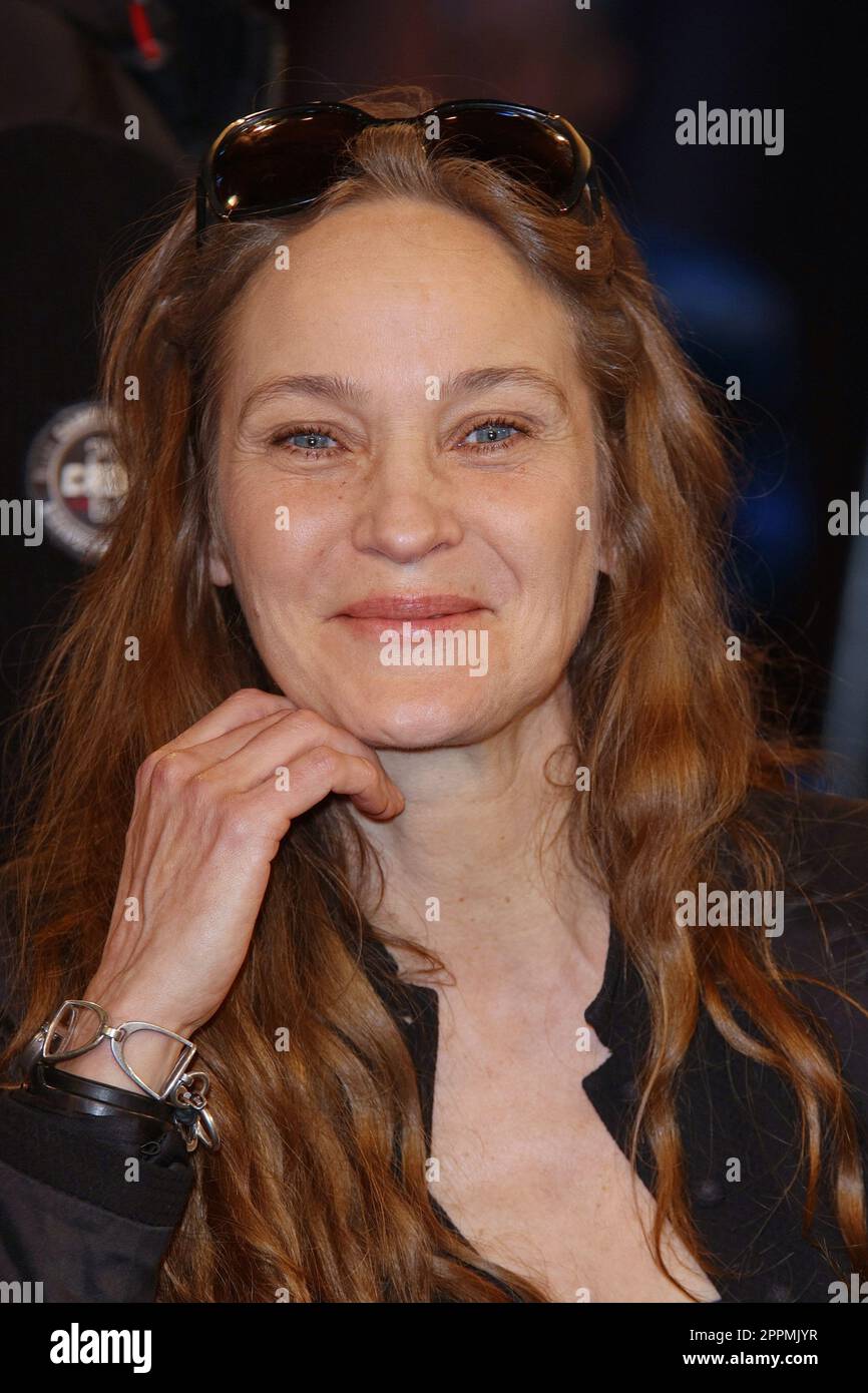 Hain actress hi-res stock photography and images - Alamy