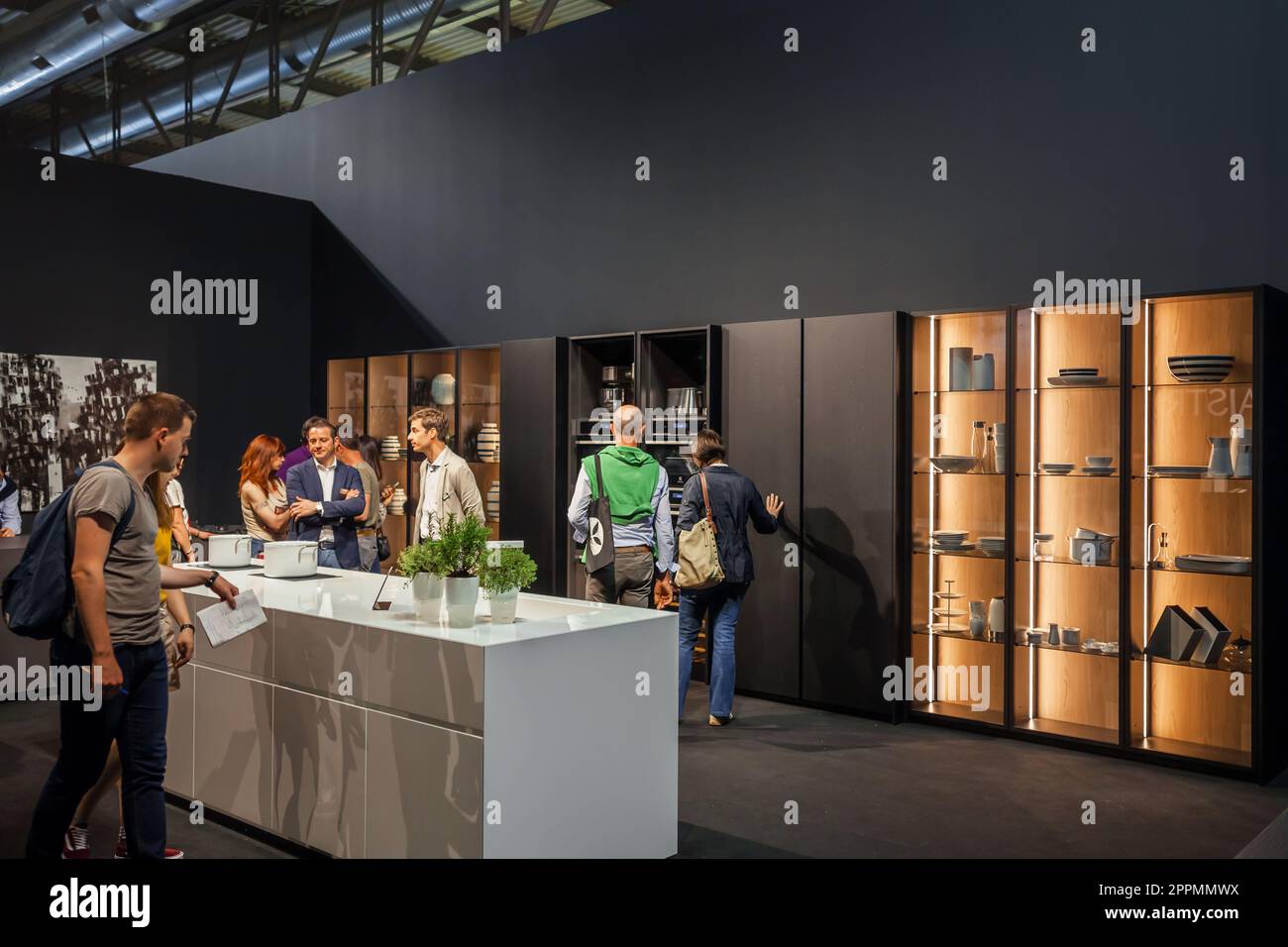 Interior design logo hi-res stock photography and images - Alamy