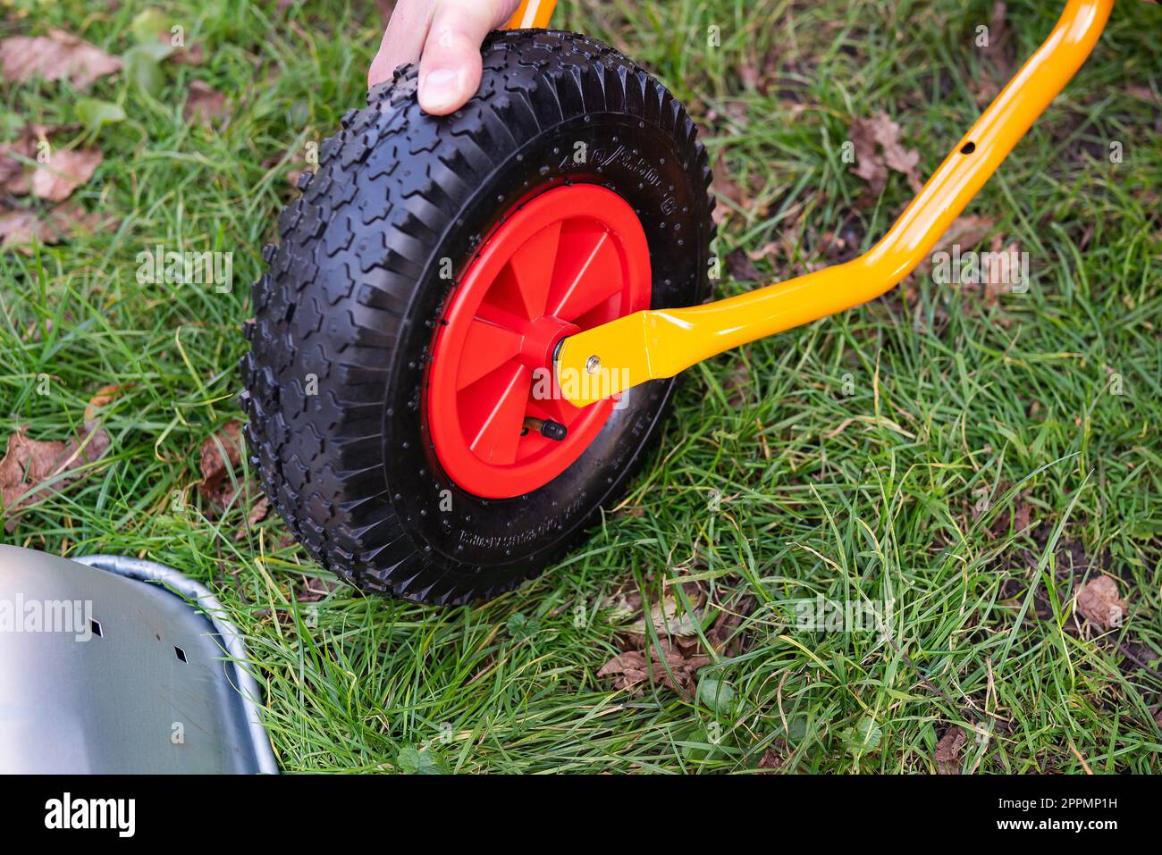 Tightens bolts hi-res stock photography and images - Alamy