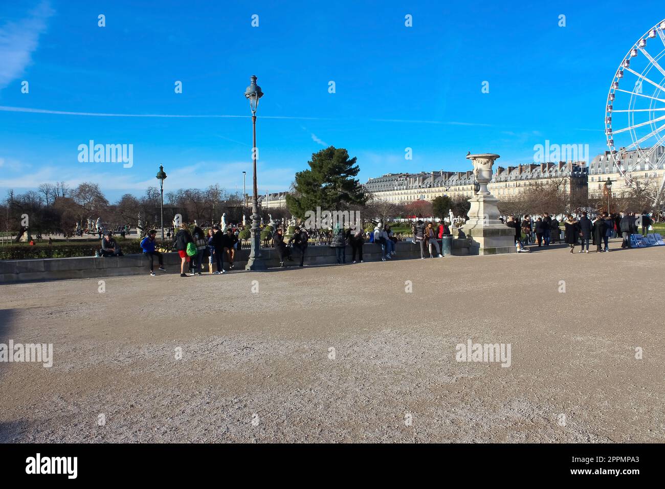 Ferris wheel Roue de Paris on the Place de la Concorde from Tuileries ...