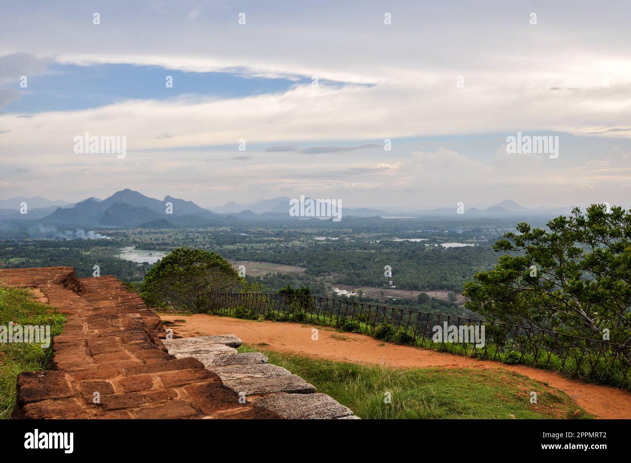 Sigirya rock steps hi-res stock photography and images - Alamy