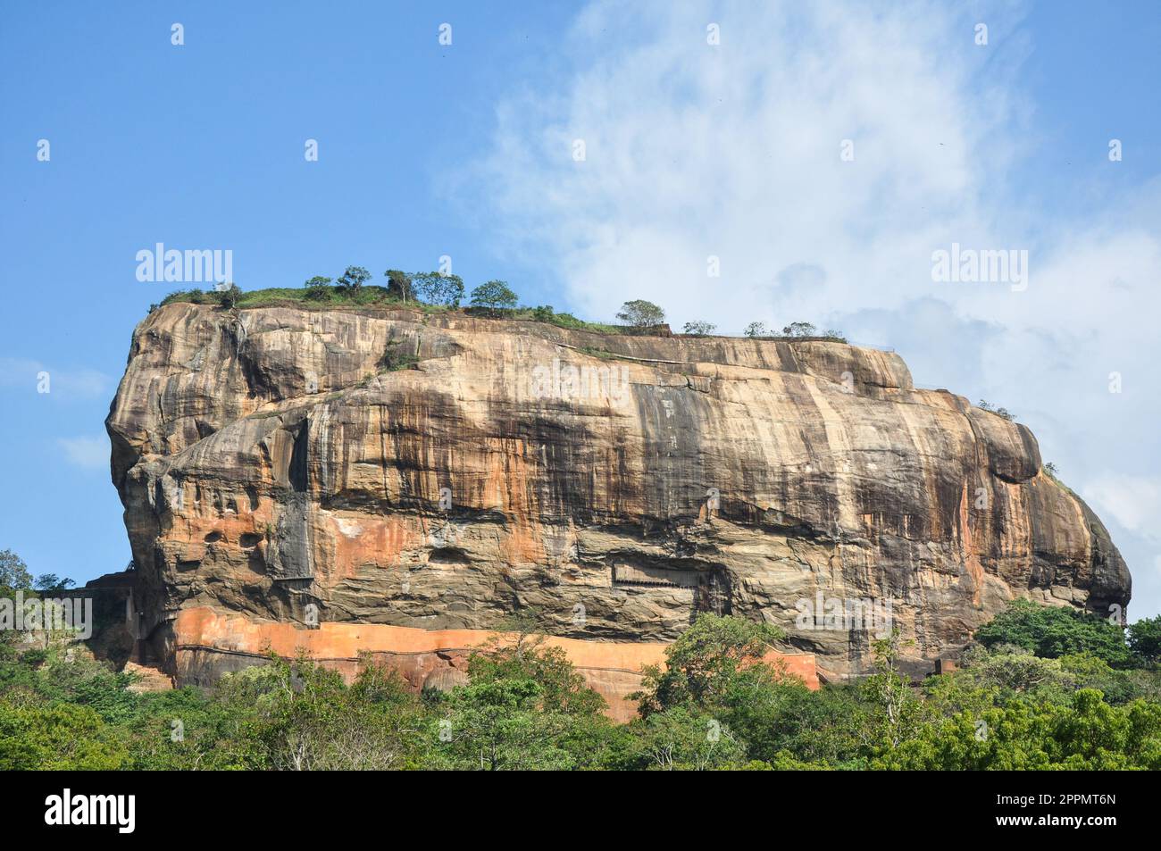 Sigirya rock steps hi-res stock photography and images - Alamy