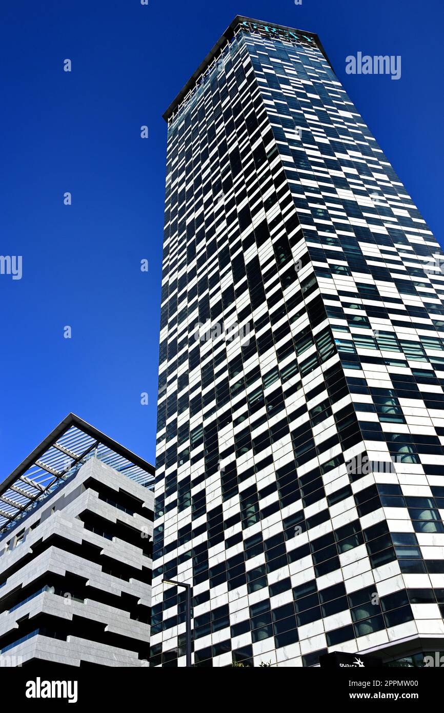 Abdali Shopping Mall. A modern shopping mall next to Damac Tower ...