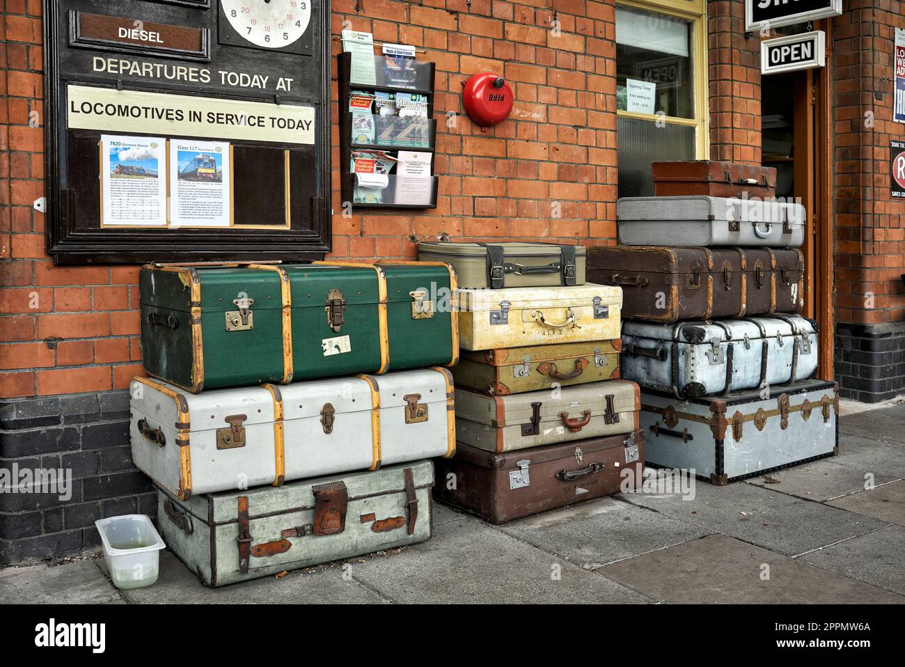 Toddington station. Vintage luggage at the GWR preserved railway ...