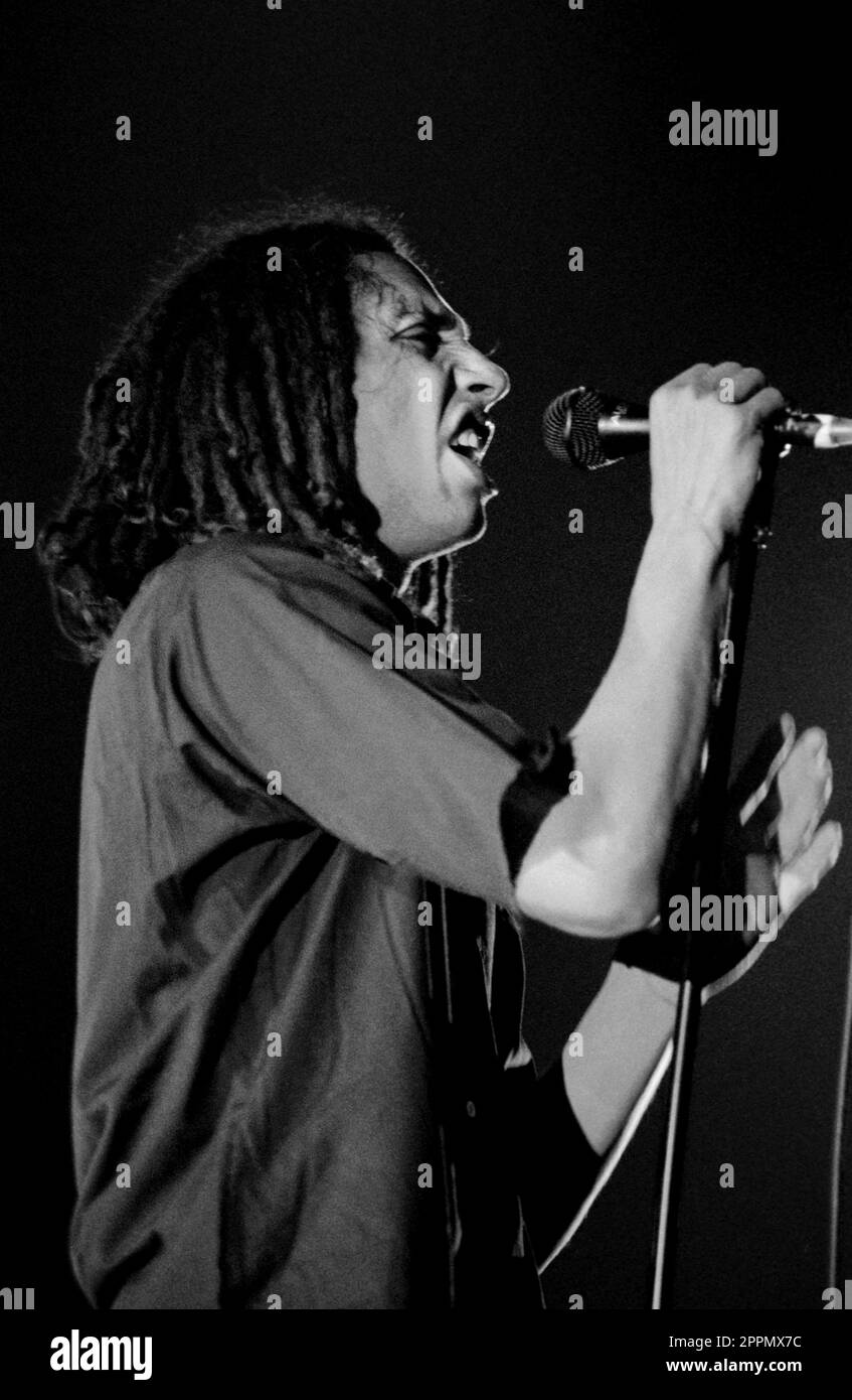 Zack de la rocha images 2000 hi-res stock photography and images - Alamy