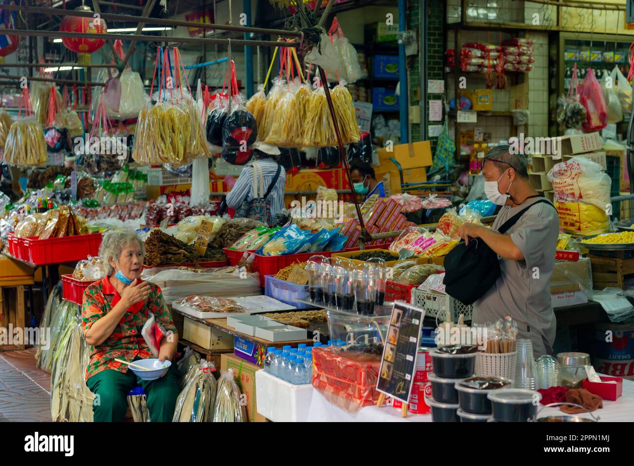 The Chinese night market, Bangkok, Thailand Stock Photo - Alamy