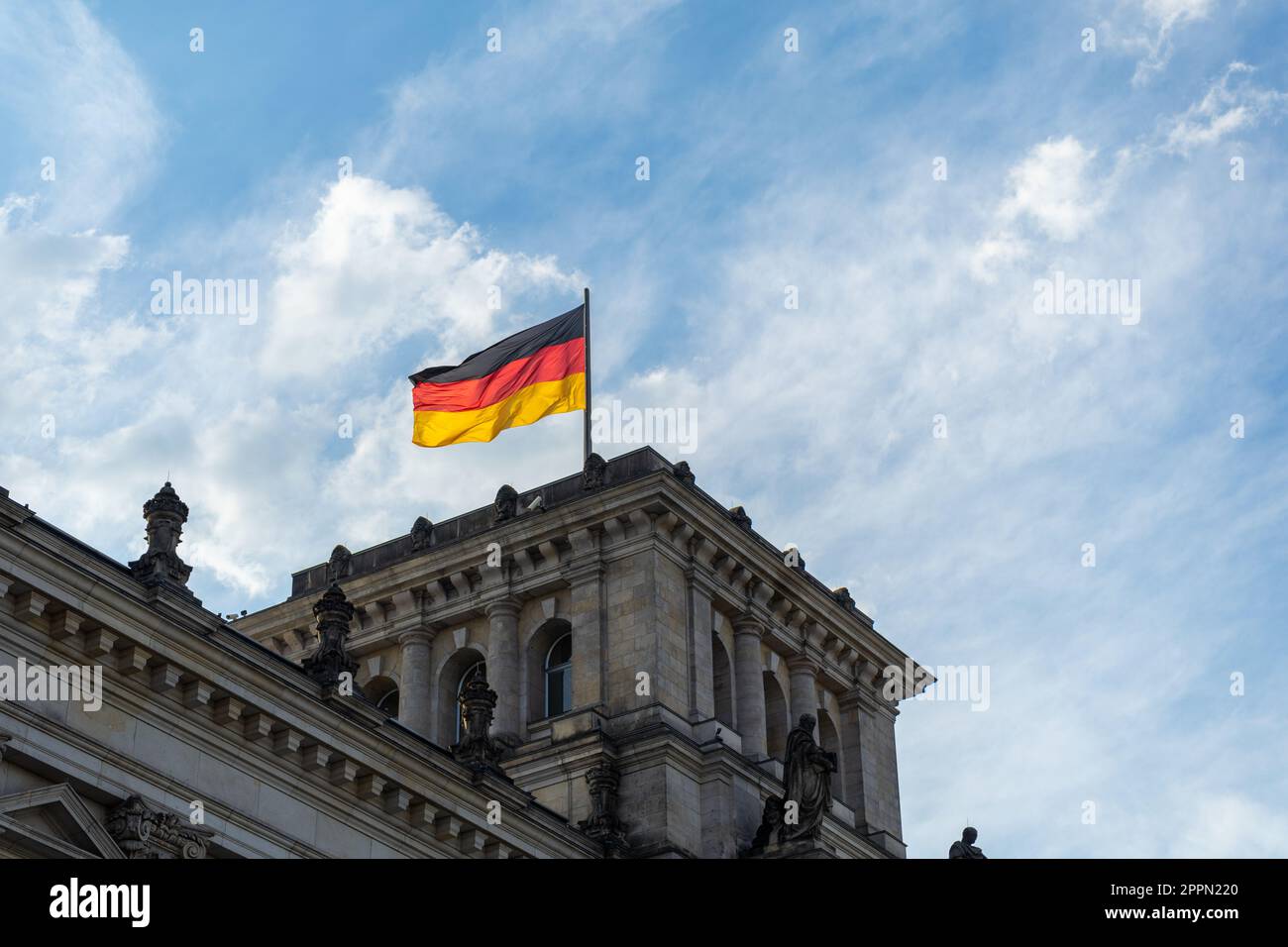 German flag on the Reichstag building. German flag Stock Photo - Alamy