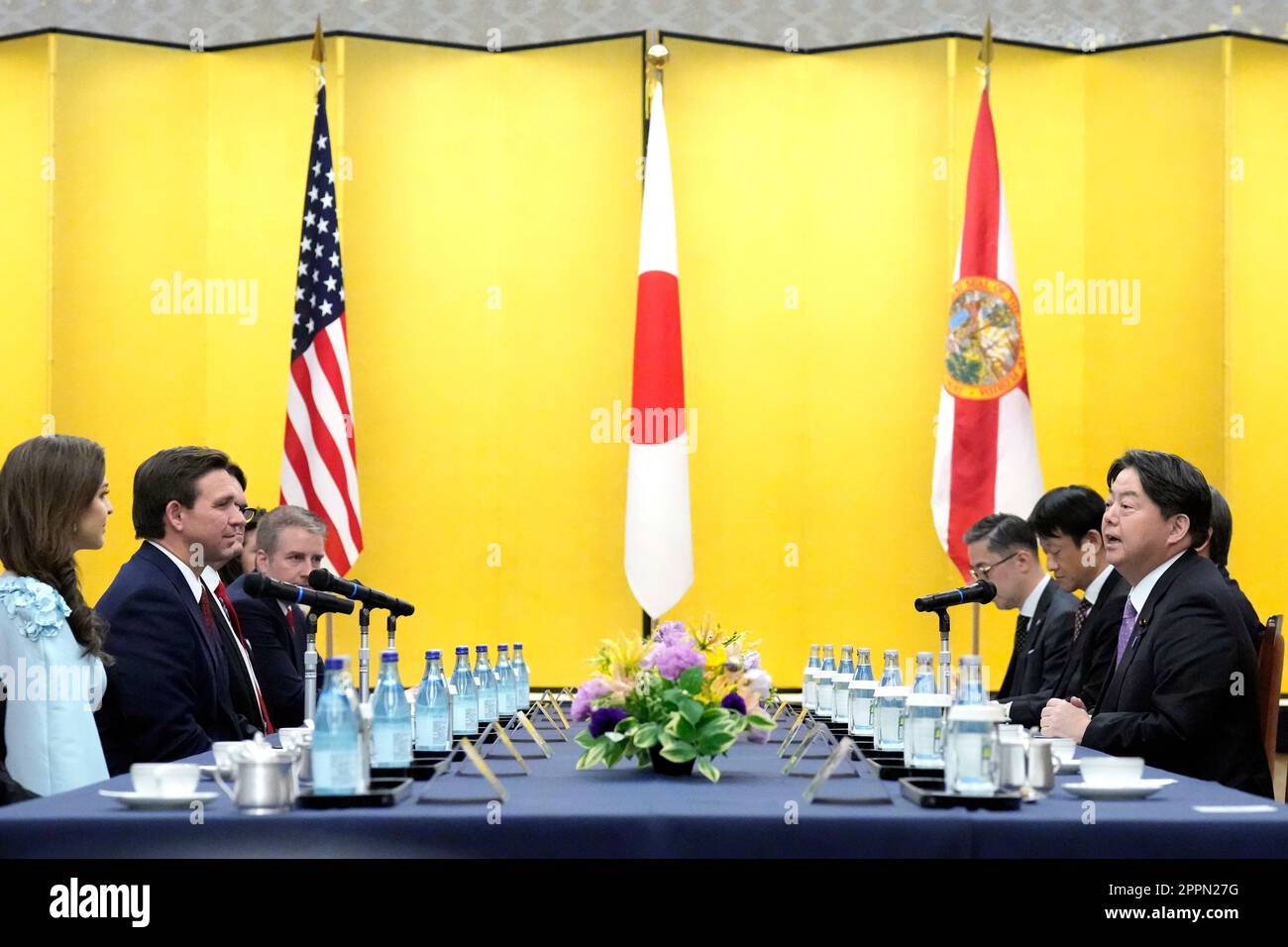 Ron desantis 2023 hi-res stock photography and images - Alamy